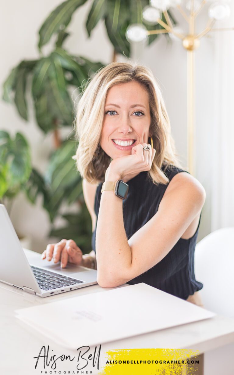 3 Tips for Unique Real Estate Agent Photo Ideas - alison bell